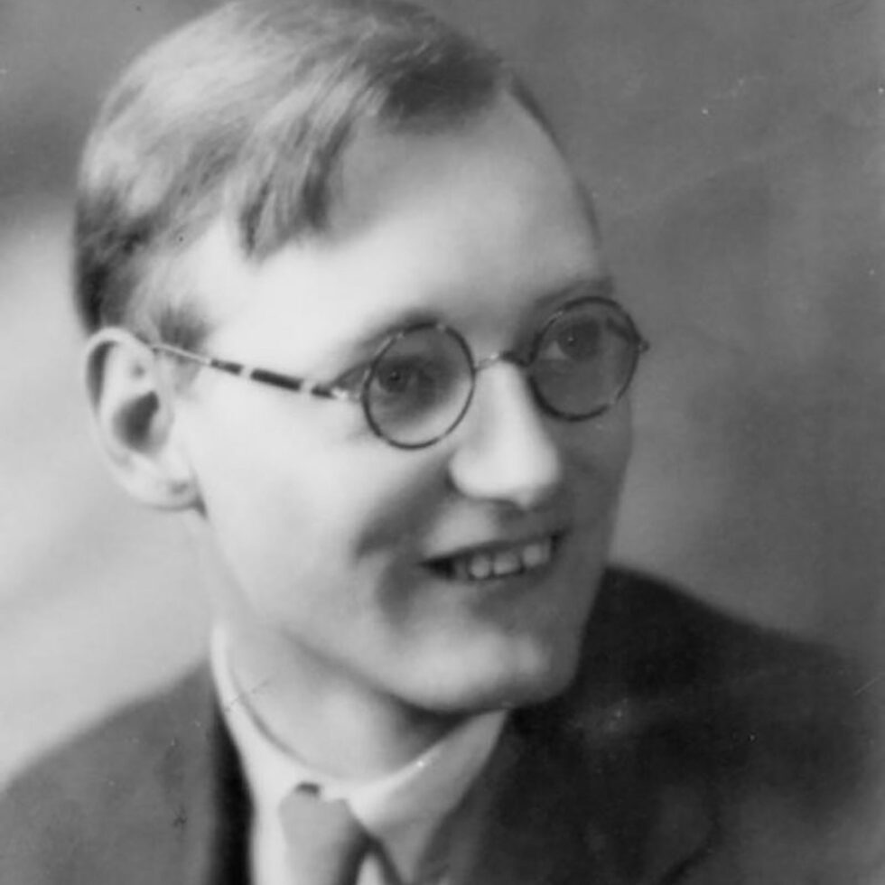 Spring 2021. 400 The Organ Issue Preview.